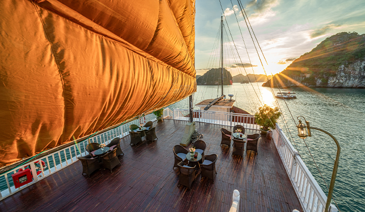 Indochina Sails - Ultimate Ha Long Bay Discovery - BKB Holidays